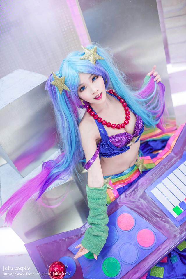 Tổng hợp những bộ cosplay Sona cực xinh đẹp của nữ coser nổi tiếng Jullia