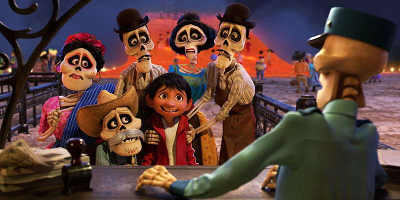 “Coco” vs. “The Book of Life”: Một lễ hội, hai câu chuyện về niềm tin ...