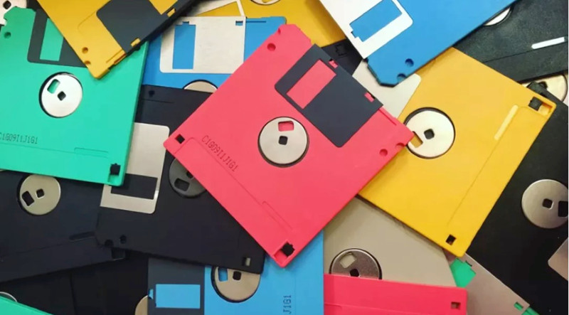 Nhật Bản kiên quyết "tuyên chiến" với đĩa mềm