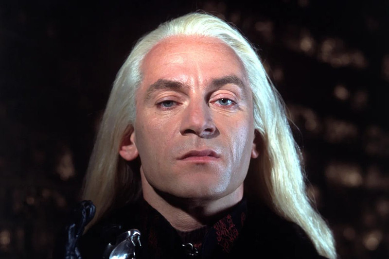 Jason Isaacs Đề Xuất Gương Mặt Đầy Bất Ngờ Cho Vai Lucius Malfoy Ở ...